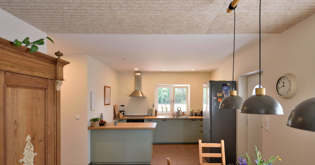 Gennemgående design i enfamiliehus | Troldtekt